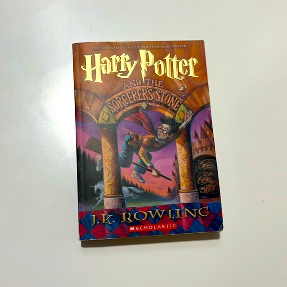 Scholastic | Other | Harry Potter And The Sorcerers Stone By Jk Rowling ...